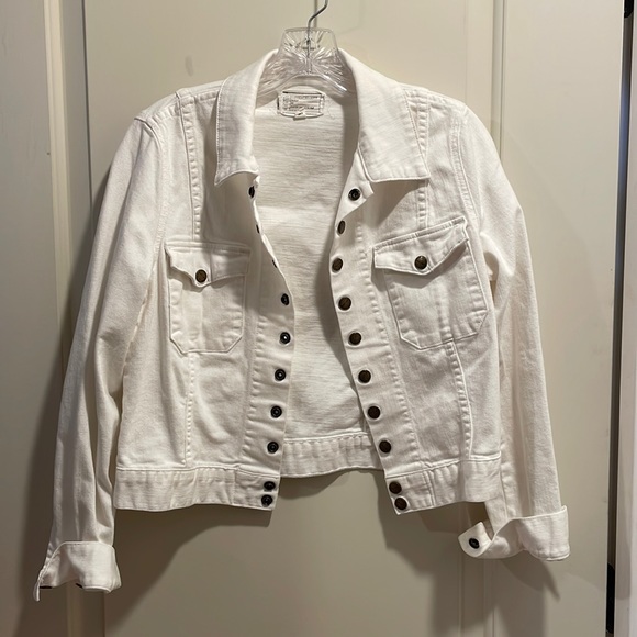 Current/Elliott | Jackets & Coats | Current Elliott White Denim Jacket ...